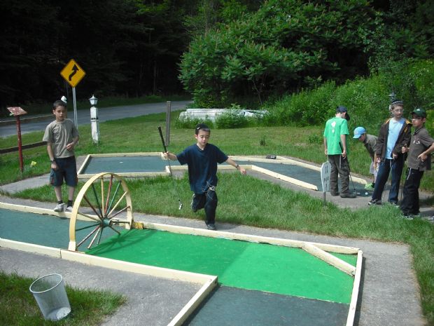 Camp Gan Yisroel | Mini Golf