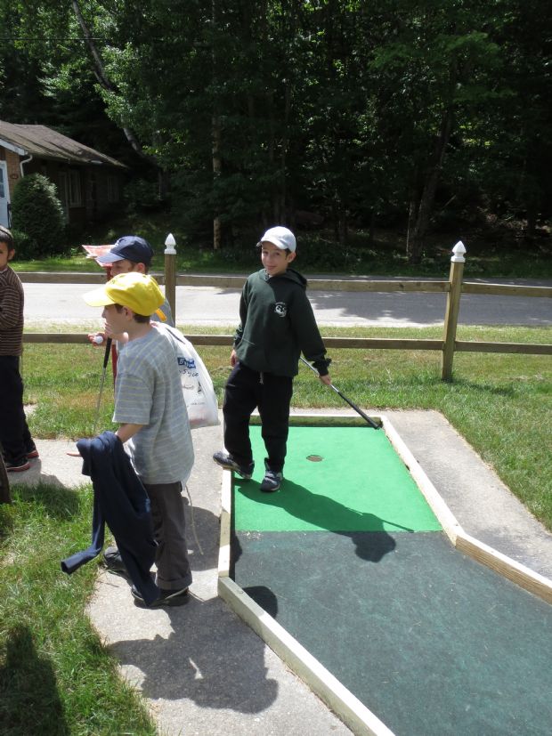 Camp Gan Yisroel | Mini Golf
